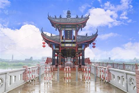 廊桥过道自然美国灯笼水平画幅建筑木制秋天无人素材 花瓣网