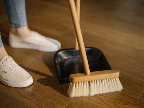 200+ Best Broom Photos · 100% Free Download · Pexels Stock Photos