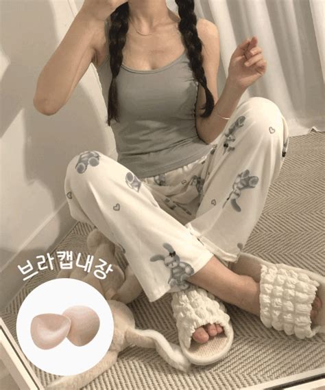 누적 천장 퐁당 토끼 나시 민소매 반팔 긴바지 세트 잠옷 에이블리