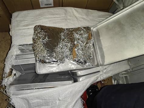 Забраниха на турчин пренасял 3549 цигари без бандерол и тютюн да