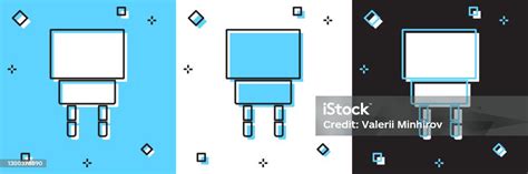 파란색과 흰색 검은 색 배경에 격리 된 충전기 아이콘을 설정합니다 벡터 Usb 케이블에 대한 스톡 벡터 아트 및 기타 이미지