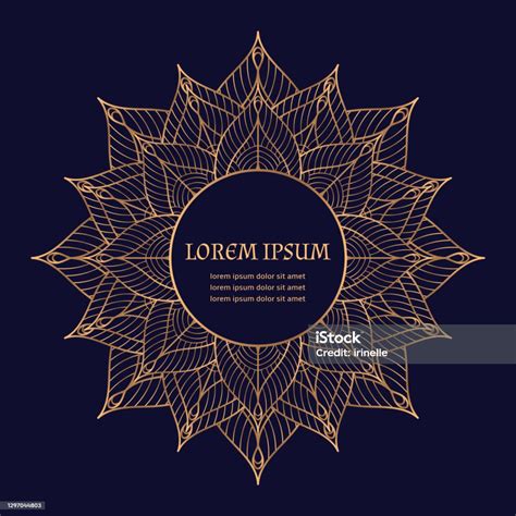 럭셔리 공작 깃털 꽃 로얄 패턴 벡터 프레임 민족 연꽃 만다라 라벨 웨딩 파티 초대 뷰티 스파 살롱 전단지 요가 스튜디오 날짜