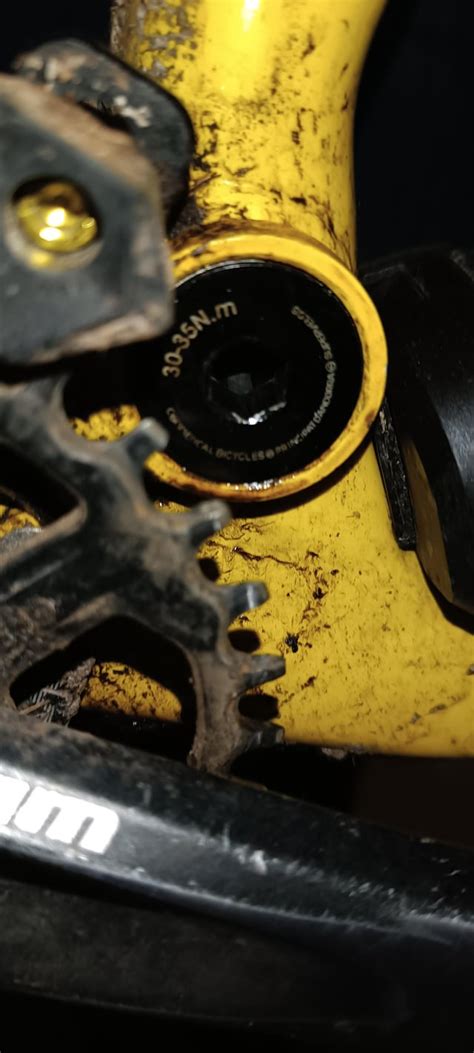 main pivot bolt stuck r mtb