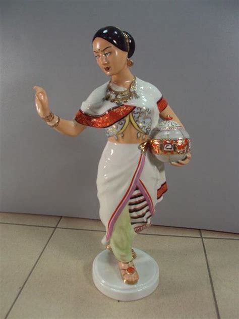 Фігура порцеляна статуетка баранівка тандіанка дівчина індичка велика висота 38 см No12987