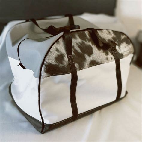 Large Faux Leather Fursuit Carry Bag Easy To Store For Conventions