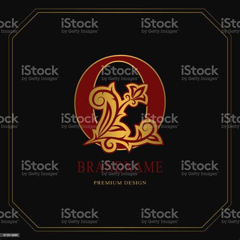 우아한 대문자 O 우아한 꽃 스타일입니다 붓글씨 골드 아름 다운 스티커입니다 책 디자인 브랜드 비즈니스 카드 레스토랑 부티크