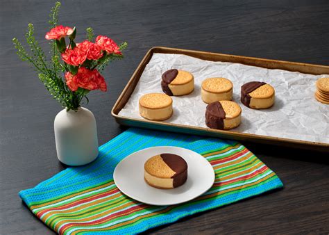 Sandwich De Helado De Dulce De Leche Pati Jinich