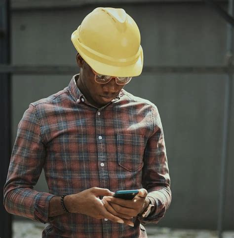 Workflow Automation For Efficiency In Field Service Operations