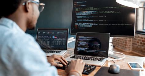 career pathways in it support free work