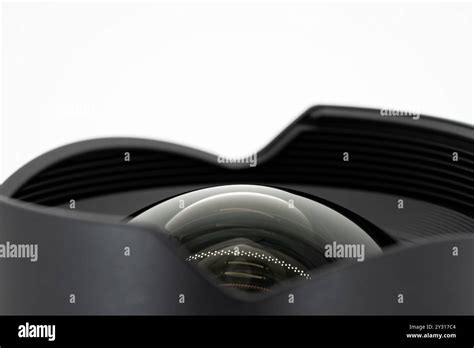 Ultra Wide Lens To Make Items Close To The Lens Look Larger Than They