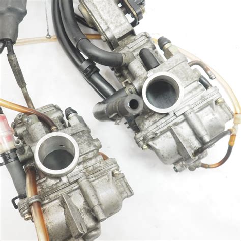 Yahooオークション Tzr250r キャブレター 3xv 91年 キャブ Carburet