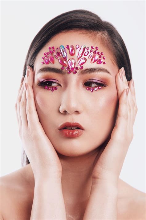 From Hobby To Global Stage How This Filipina OFW Conquered The Global Modeling Scene The