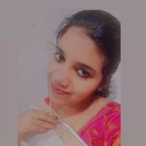 Arathi 💙 (@arathi_a_r_u_z) • Threads, Say more