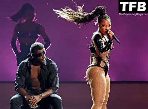 Chloe Bailey Halle Bailey Chloebailey Chloebaileyyy Nude