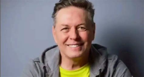 Isaac Nessim Un Recordado Presentador De Noticias Caracol Reapareció En Tv