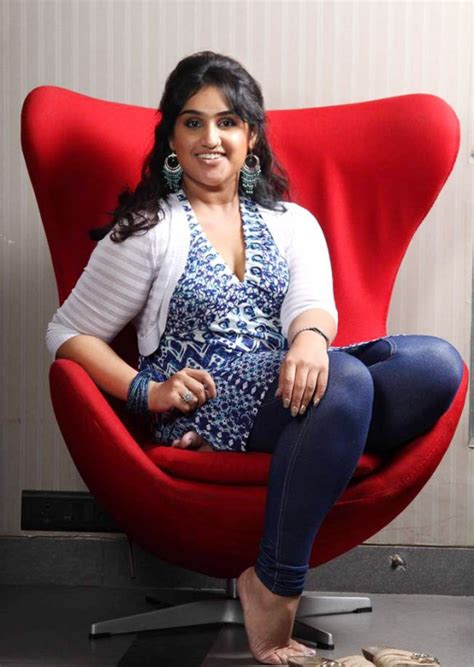 Vanitha Vijayakumar Photos Latest Hd Images Pictures Stills And Pics Filmibeat