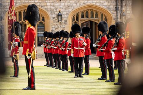 British Army Grenadier Guards At Alyssa Geddes Blog