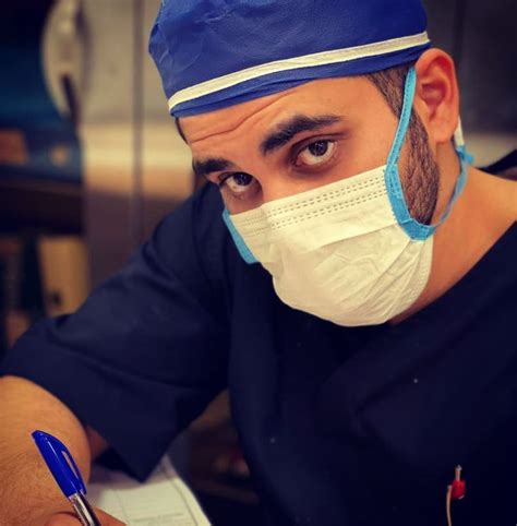 ‎دکتر محمدرضا مهری ارتوپد‎ Drmrezamehri • Instagram Photos And