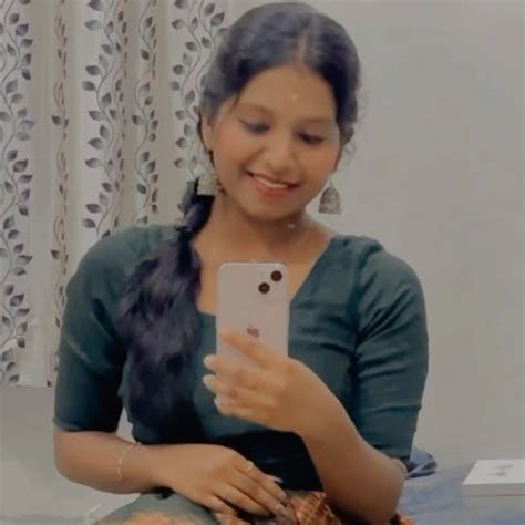 Aswini Gireeshan Asw Ini Threads Say More