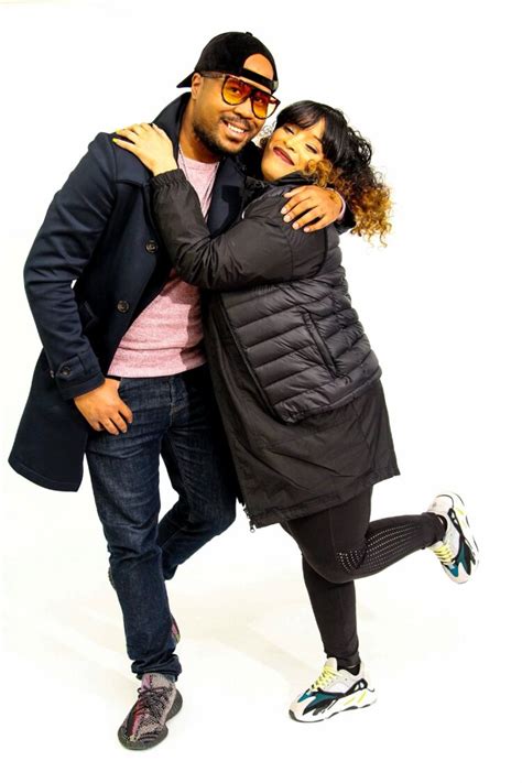 6 Hot Sexy Pilar Scratch Bikini Pics