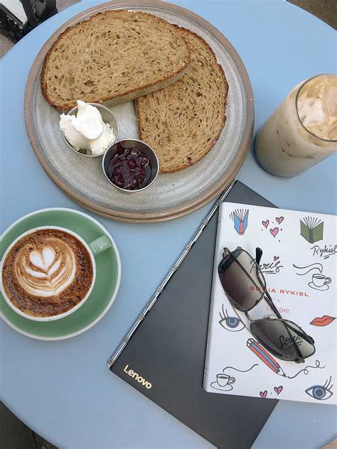 Review Is The Lenovo Yoga Book Right For You