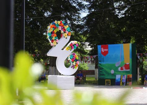 26 მაისის ღონისძიებები ამბროლაურსა და მესტიაში 14 00 საათზე დაიწყება