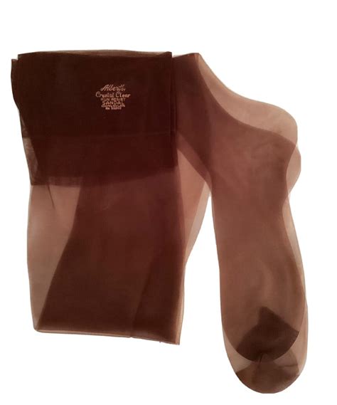 Vintage Della Seamless Stockings Gem
