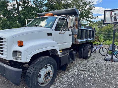 2000 Chevrolet C7000