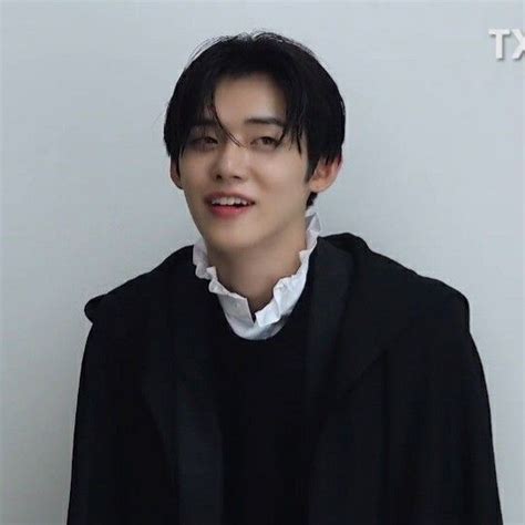 Пин от пользователя alice на доске yeonjun