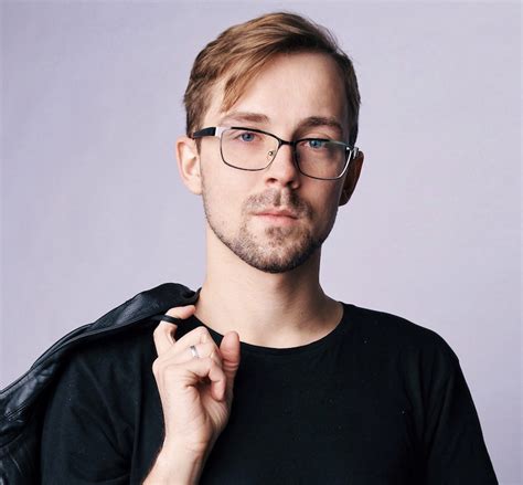 Фронтенд и бэкенд разработчик