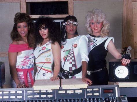 22 Photos Show Styles Of The Mary Jane Girls In The 1980s ~ Vintage