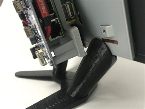 Free 3d File Raspberry Pi 7 Screen Stand 🔌・3d Printable Design To Download・cults