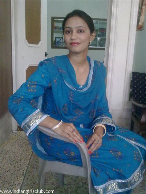 Real Indian Housewife Need Deep Hot Sex Indian Girls Club