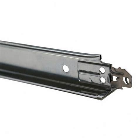 โครงคร่าวซอยทีบาร์ ระบบยิปซั่ม ตราช้าง ขนาด 25x24x1210มม