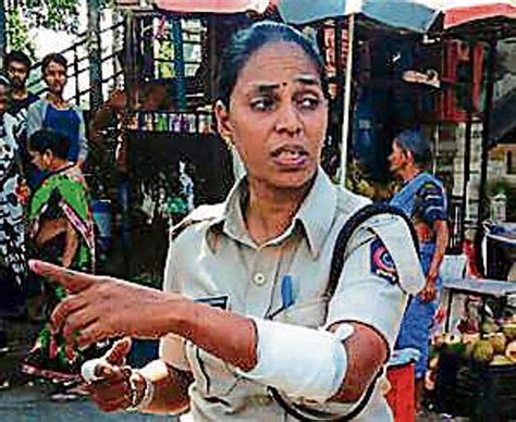 Dombivli Autorickshaw Driver Held For Assaulting Home Guard Mumbai