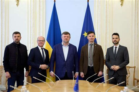 Допомога Європейського Парламенту — це надія для України надія на мир якого росія не хоче