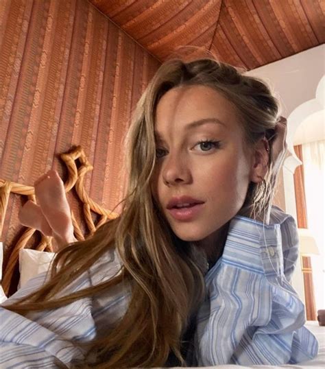 Foto De Ester Exposito