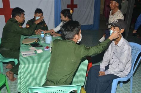 တပ်မတော်မြစ်တွင်းသွား ဆေးရုံရေယာဉ် ရွှေပုဇွန် နှင့် မြစ်ရေယာဉ် စကု မြောင်းမြမြို့ နယ်၊ တောင