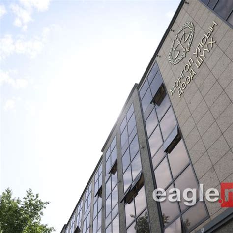 Улсын дээд шүүхээс П Батчулуун эмчийг цагаатгалаа