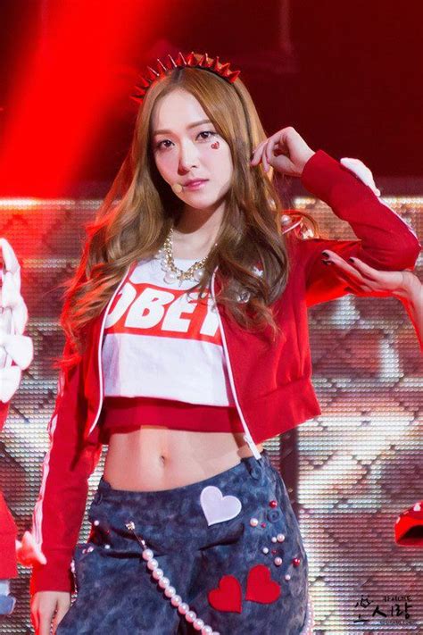 BlcakPink In Your Area Seleb Cewek Korea Dengan Otot Perut Paling Seksi