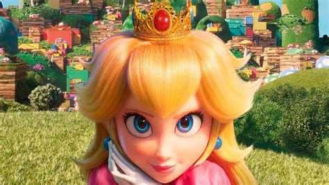 Princess Peach Hot