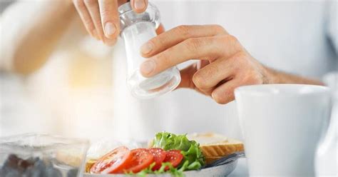 Топ 5 полезных заменителей соли Живая Еда с Сергеем Малозёмовым Дзен