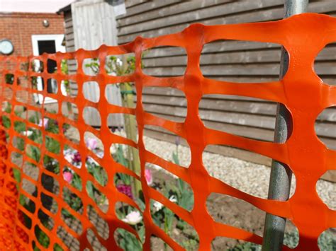 Orange Plastic Barrier Fencing 1m X 25m Safety Construction Site Mesh Ideal For Crowd Control