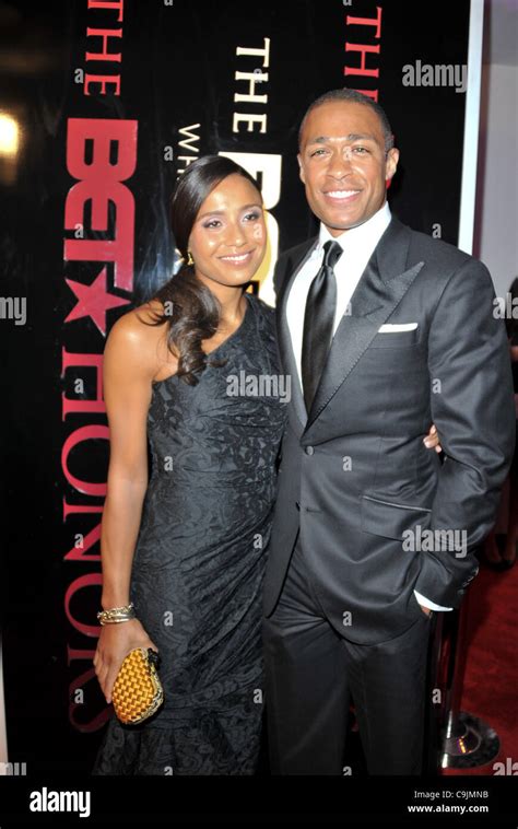 Jan 14 2012 Washington D C Us T J Holmes And Wife Marilee