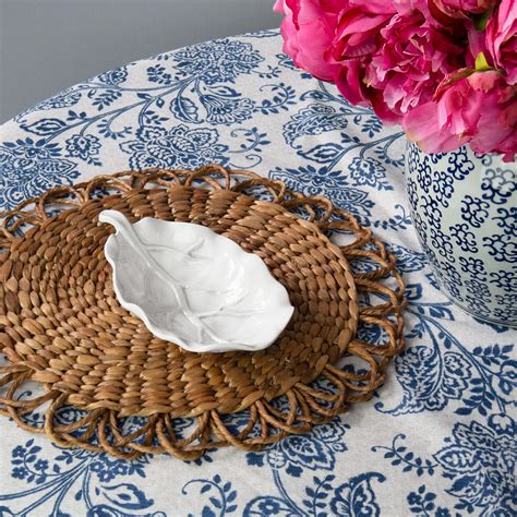 Vida Lettuce Small Leaf Platter White