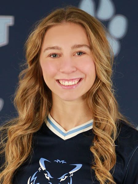 Schloops Big Day Leads To Nus Historic Win