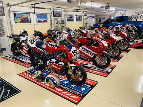 Shop Online Garage Mats For Ducati Motorcycles Mpm Motorcycle Mat