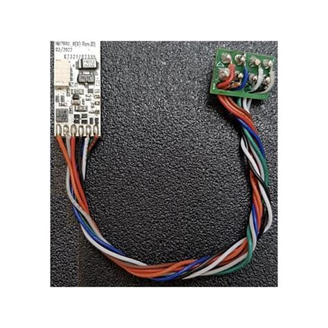 Hornby R7335 Hm7000 8 Bluetooth And Dcc 8 Pin Decoder Model Junction