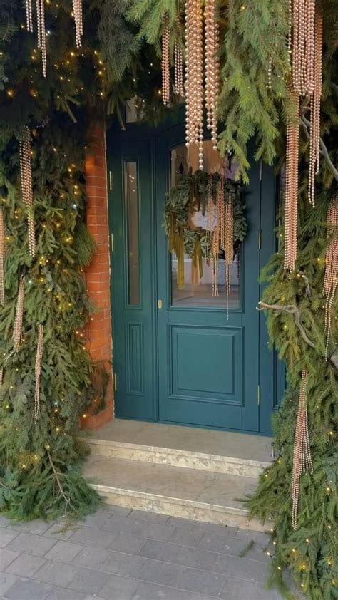 Зимнее оформление входа