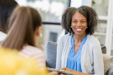 How To Become A School Counselor